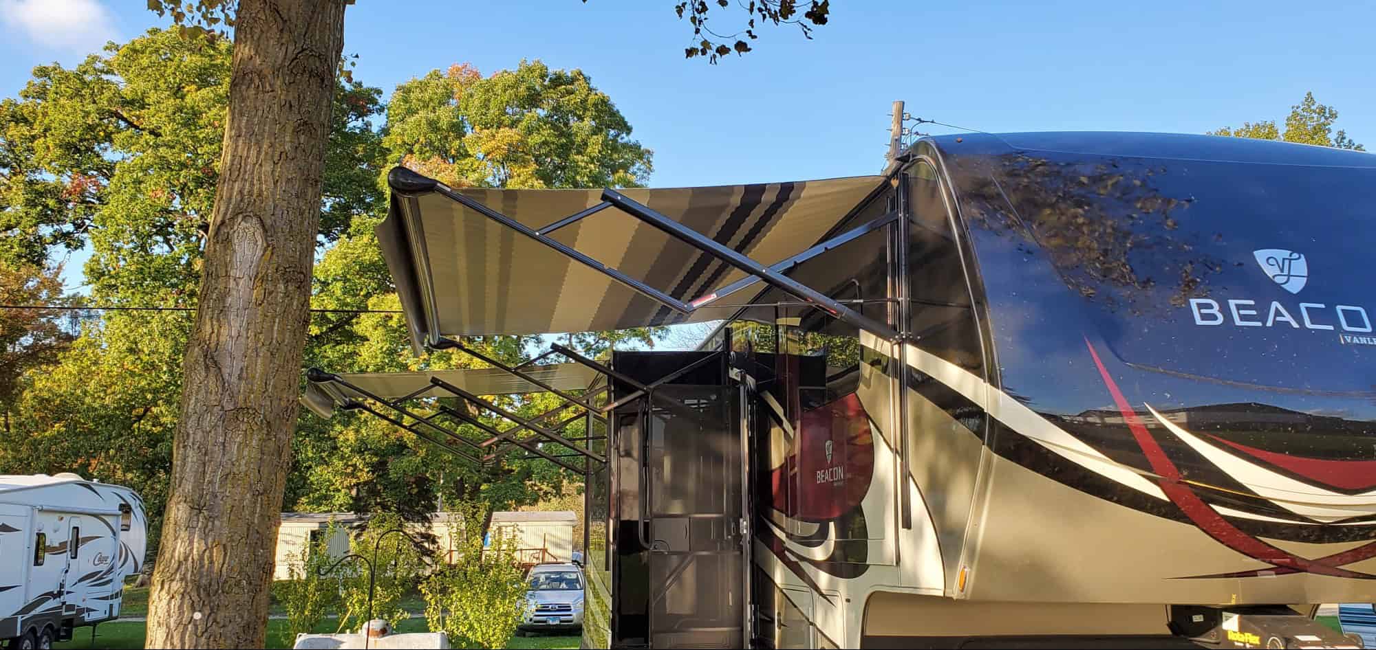 2019 40' Vanleigh Beacon 40FLB For Sale In Livonia, Michigan - Trailer Viewer