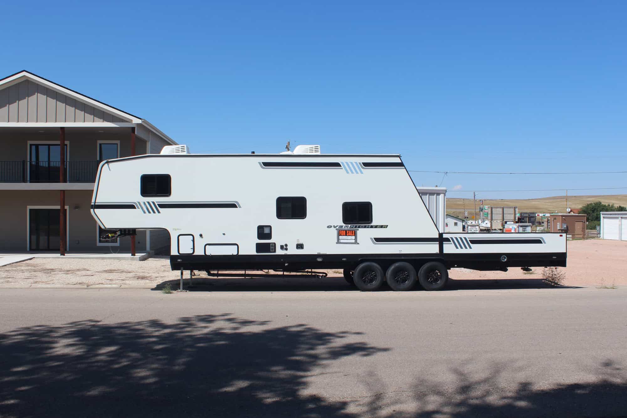 2022 43' Genesis Supreme Overnighter 4016FS For Sale In Glendo, Wyoming ...