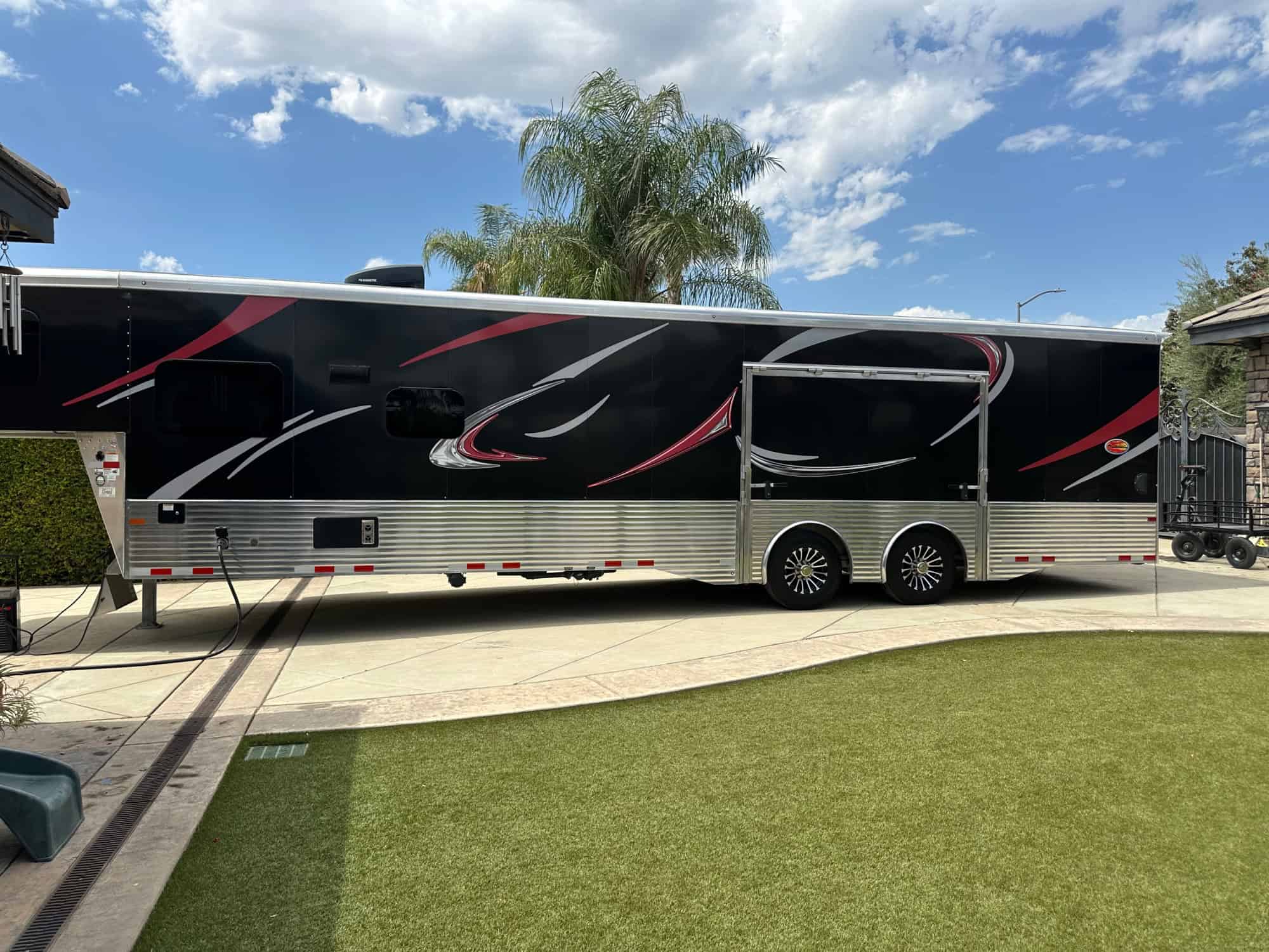 2021 40' Sundowner Toy Hauler For Sale In Bakersfield, California ...